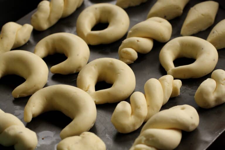 Chipa Almidón (Paraguayan Gluten-Free Bread) - Chipa by the Dozen