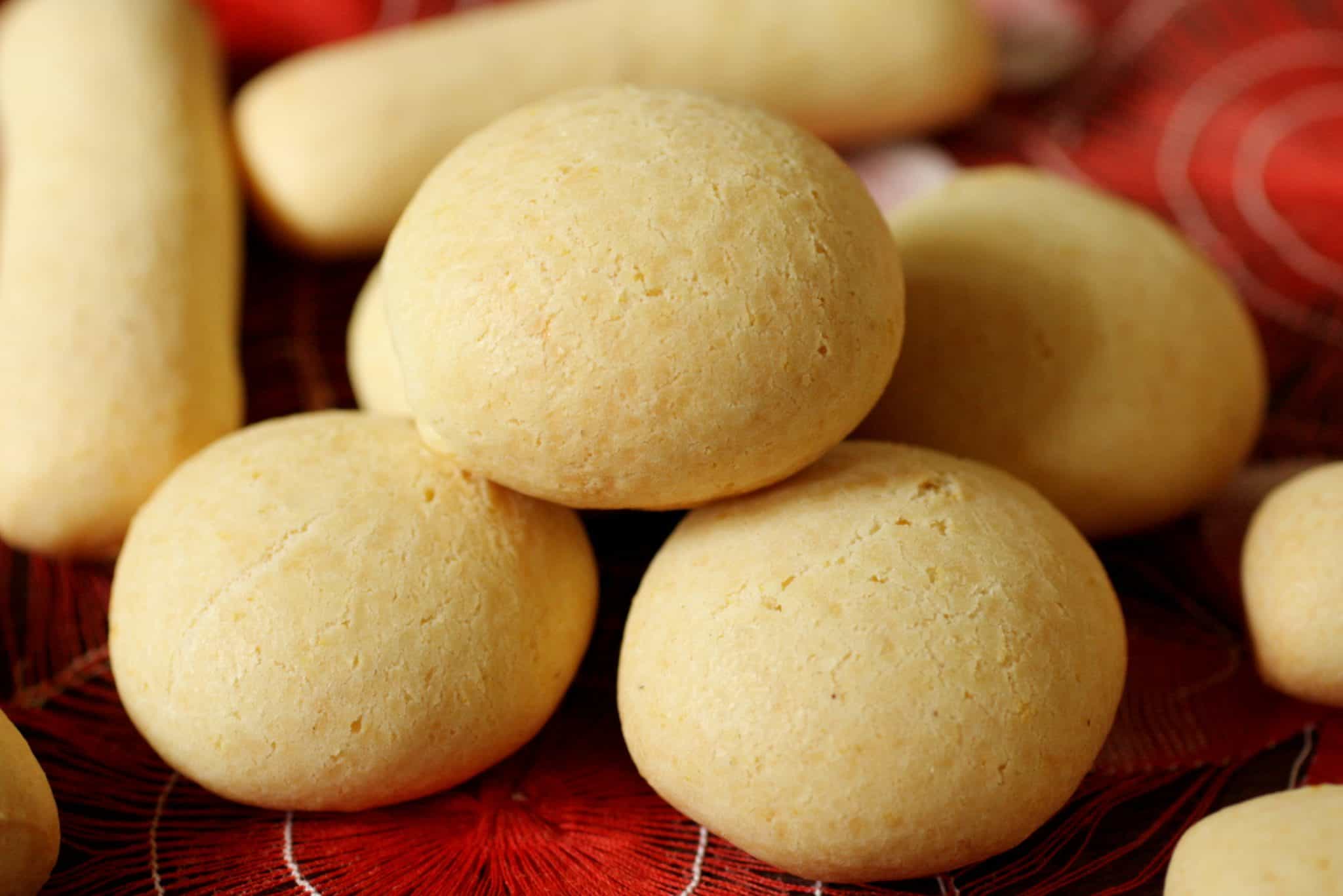 Chipa 4 Quesos (Paraguayan Gluten-Free Bread) - Chipa by the Dozen