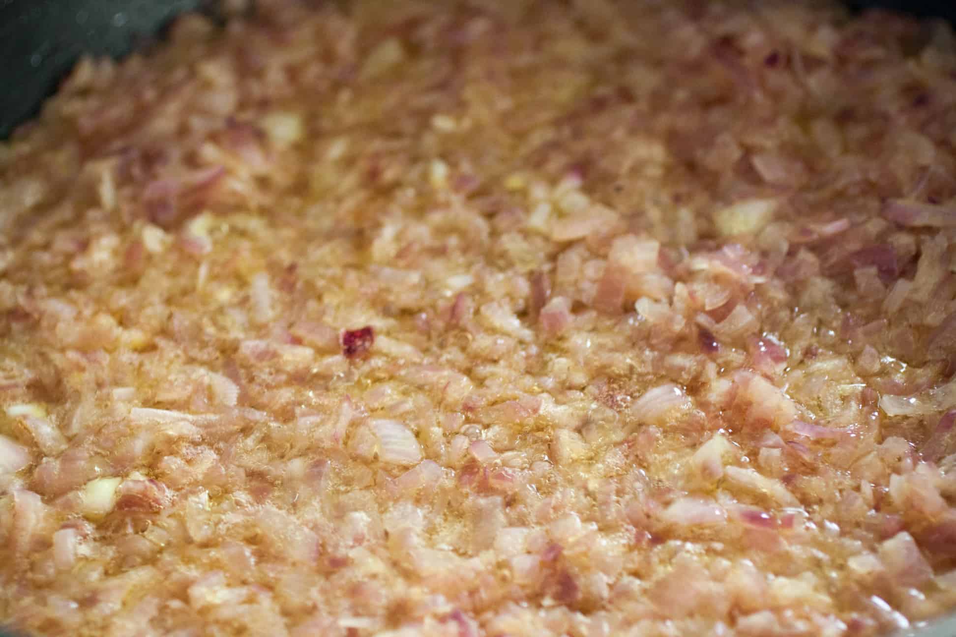 Siga Wot (Ethiopian Spicy Beef Stew) - Chipa by the Dozen