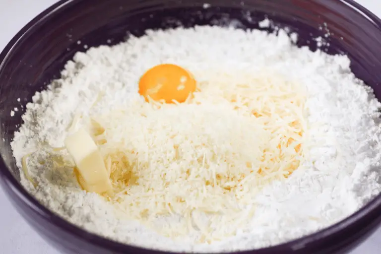 Cuñapé (Bolivian Gluten-Free Crackers) - Chipa by the Dozen