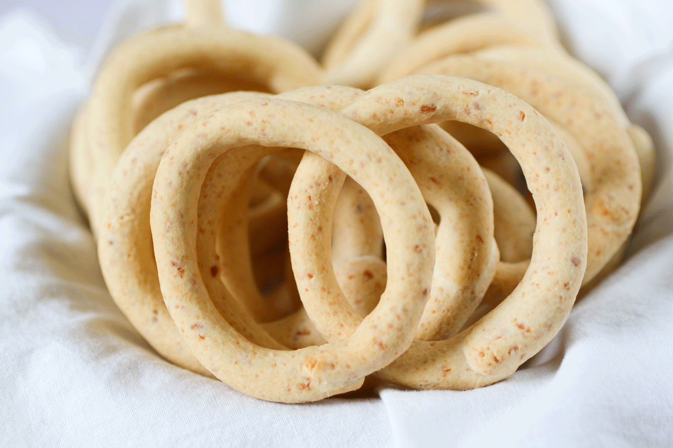 Cuñapé Abizcochado (Receta Boliviana) - Chipa by the Dozen