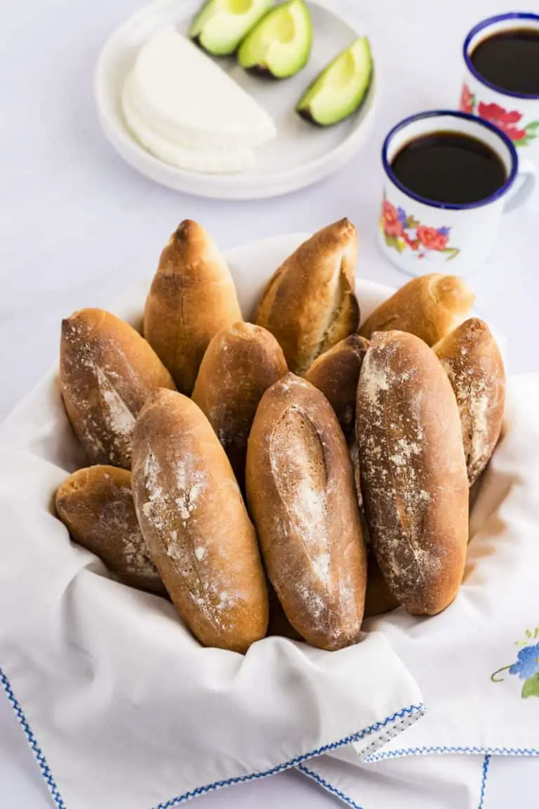 Marraquetas (French Bread Rolls) - Chipa by the Dozen